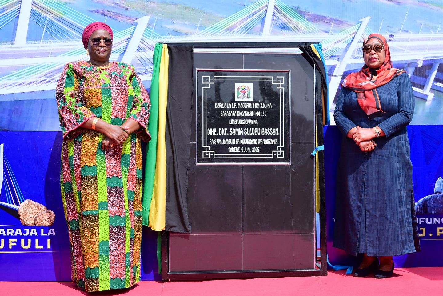 Rais Samia wa Tanzania afungua rasmi Daraja la Busisi (J.P. Magufuli ...